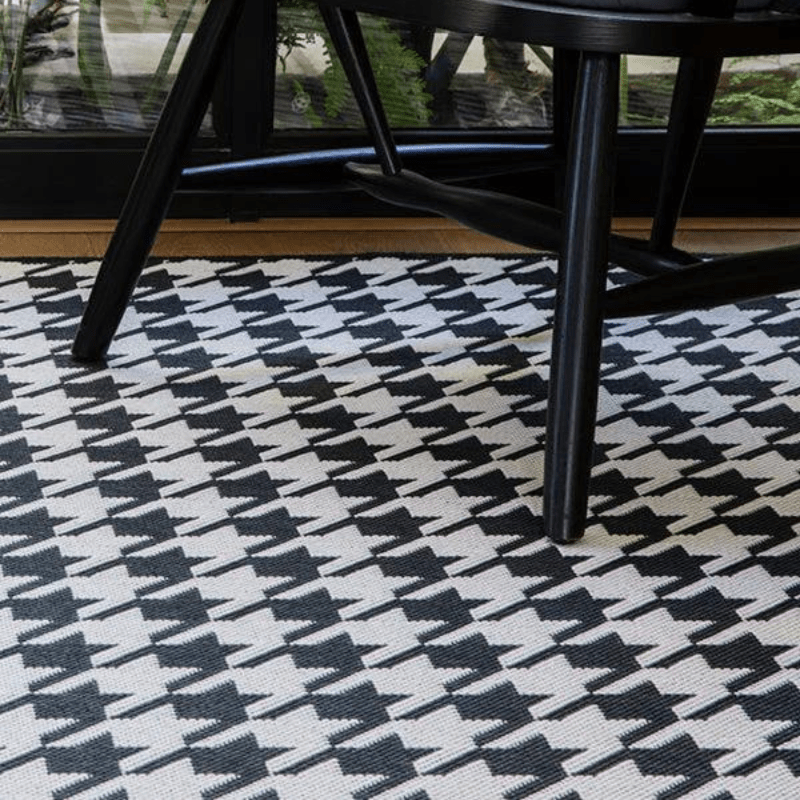 Houndstooth Black Rug - 100% Polypropylene - LCV Designs & Decor Pty Ltd